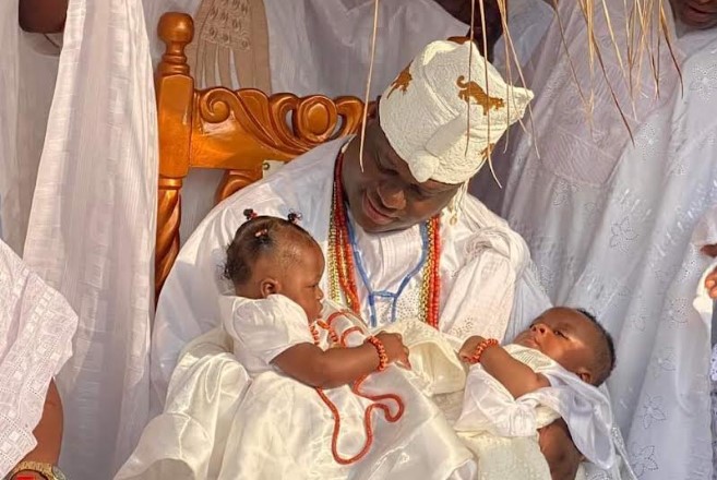 Ooni’s Twin Children Arrive Ile Ife Palace - Glamandessence